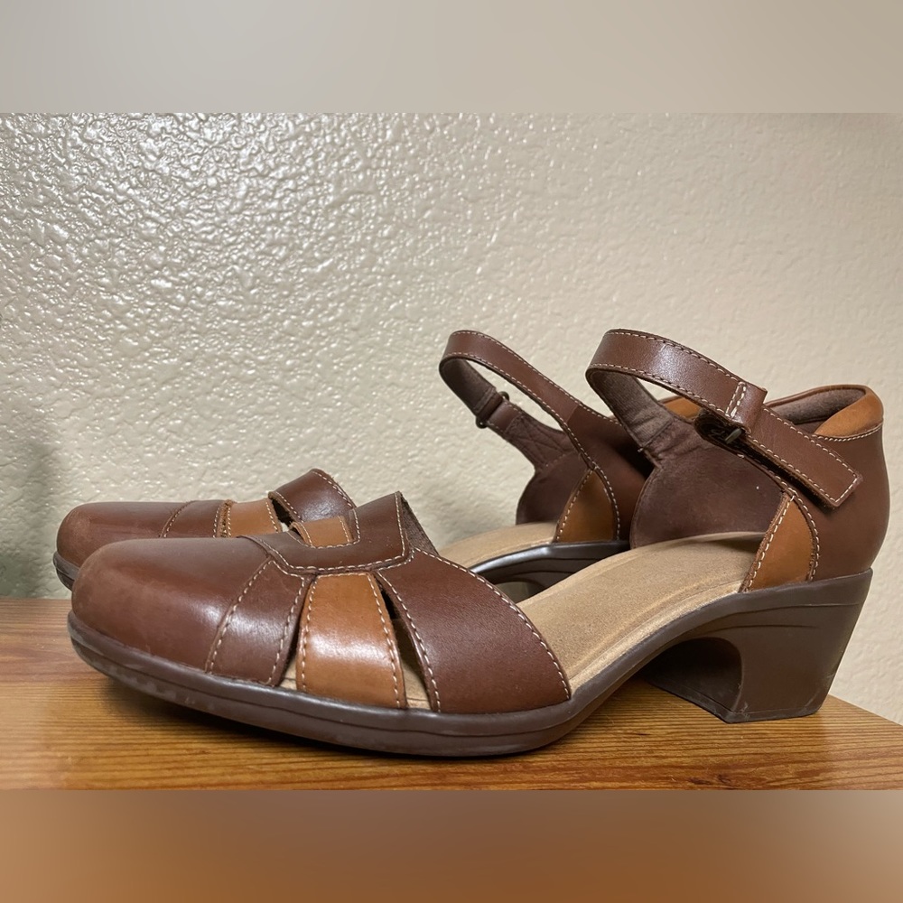 Clarks Emily Daisy Leather Velcro Ankle Strap Pumps W… - Gem